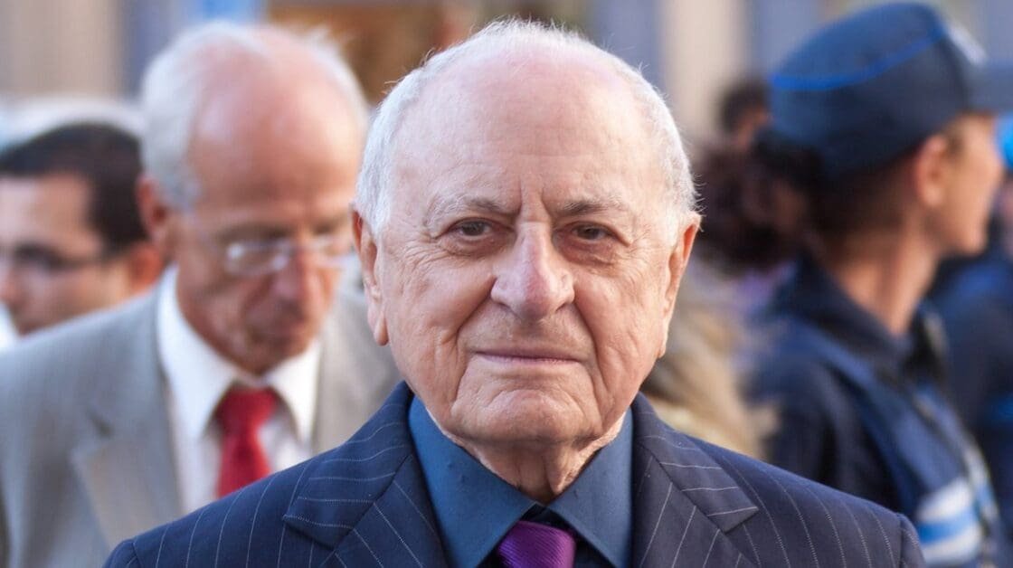 Sotheby’s to Auction YSL Co-founder’s Vast Collection – Signé Magazine