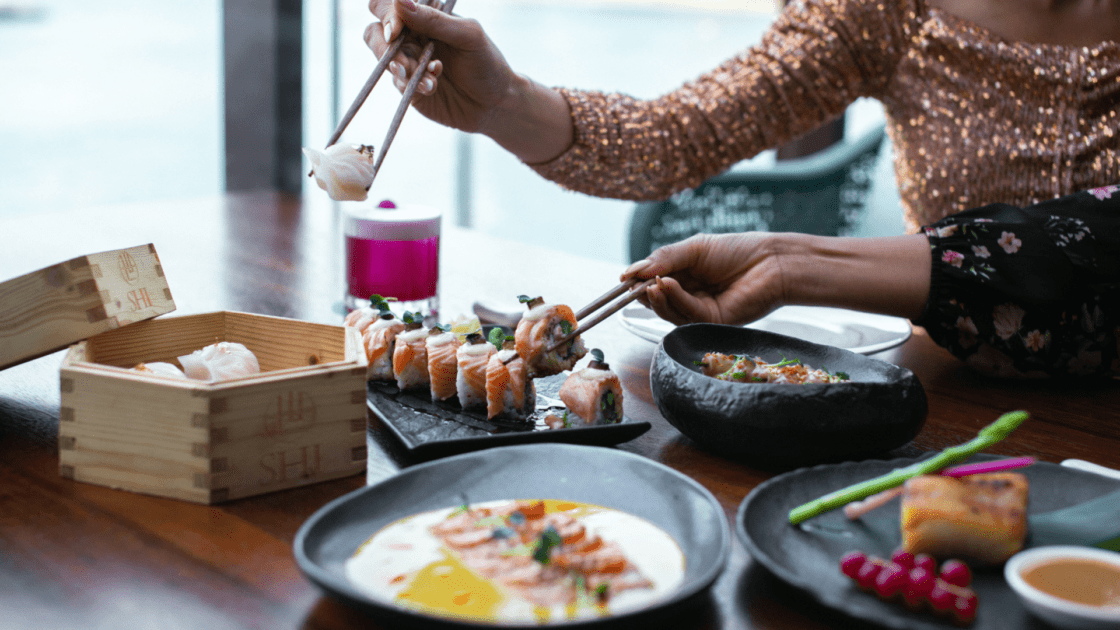 SHI Chinese Restaurant at Bluewaters Has A New Lunch Menu – Signé Magazine